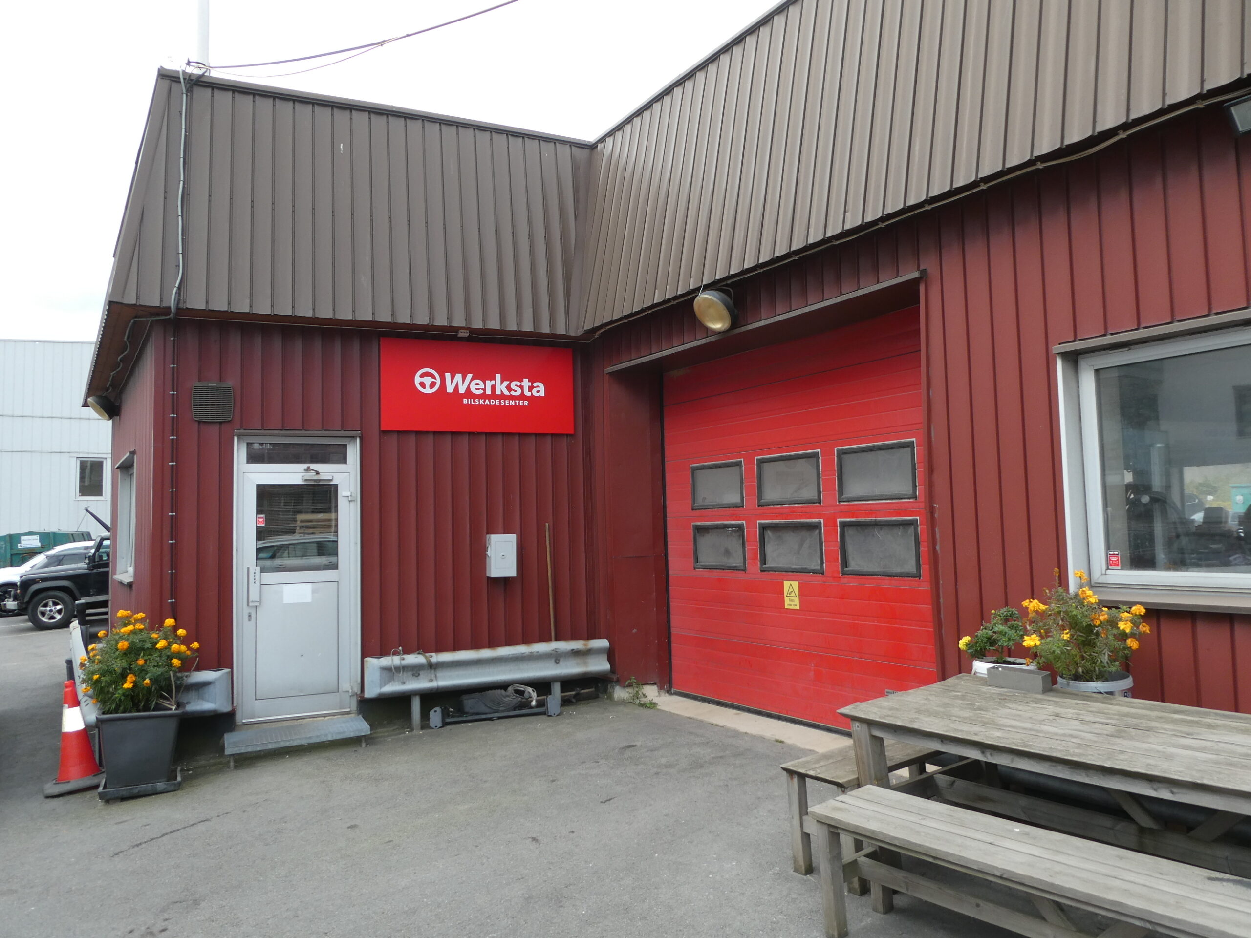 Bilverksted Oslo Ensjø - Skadeverksted - Werksta